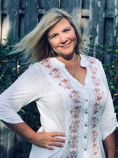 Your 9 to 5 Exit Plan - Stephanie Brodt